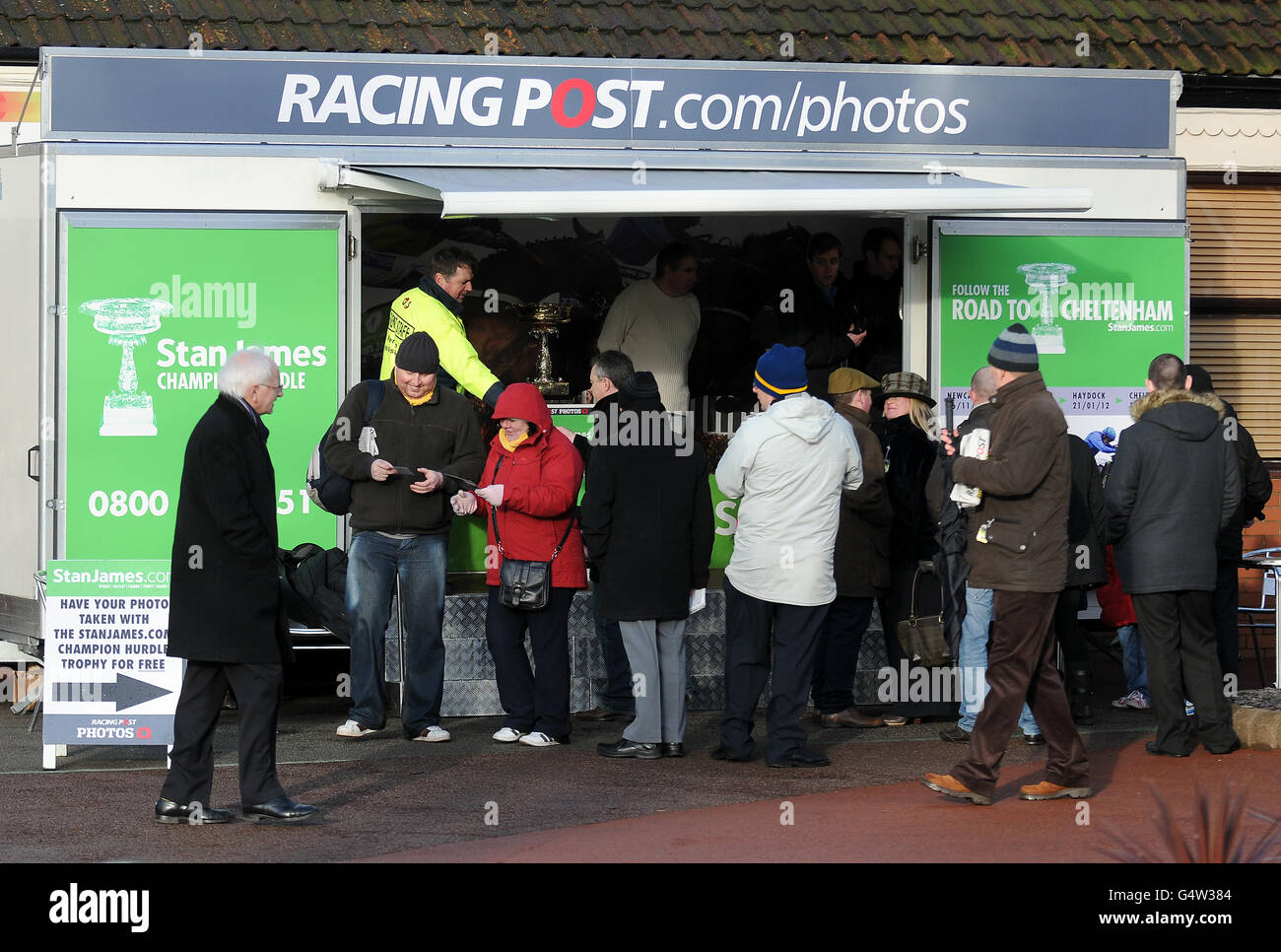 Champion hurdle trophy hi-res stock photography and images - Alamy
