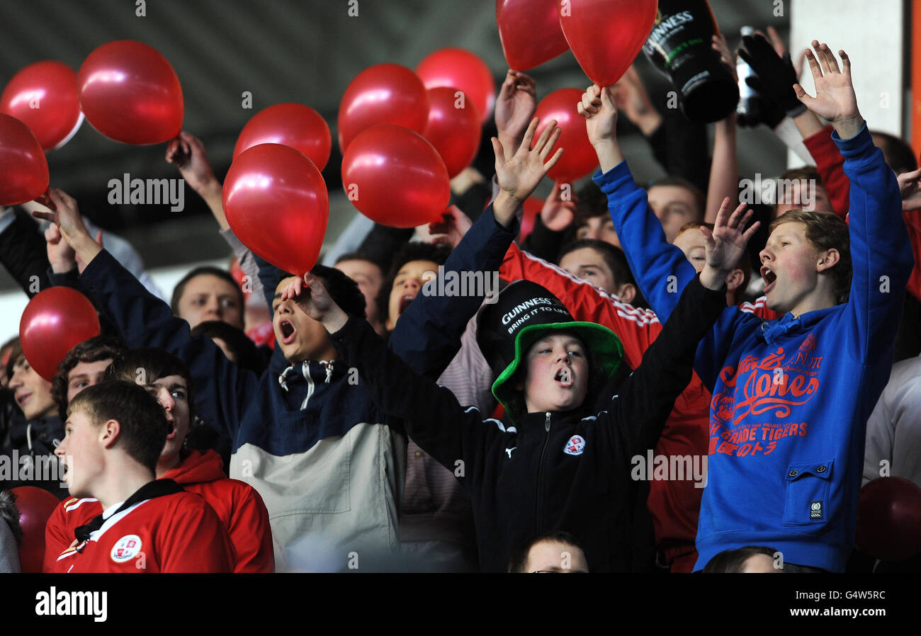 Crawley town fans hi-res stock photography and images - Alamy