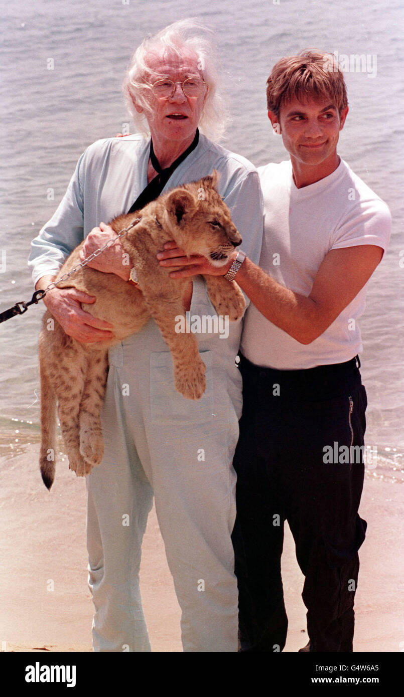 Richard harris lion walk lions hi-res stock photography and images - Alamy