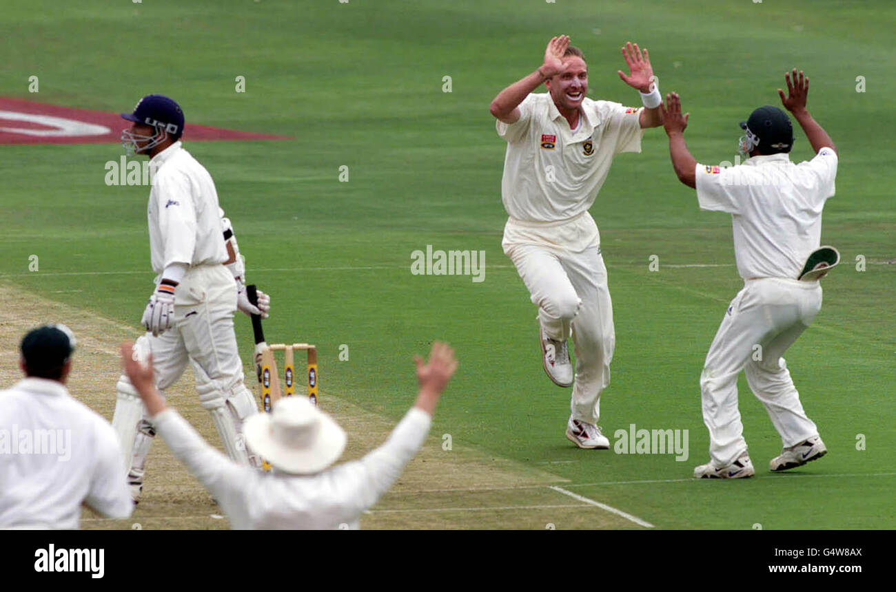 CRICKET/ Butcher/ Donald Stock Photo - Alamy