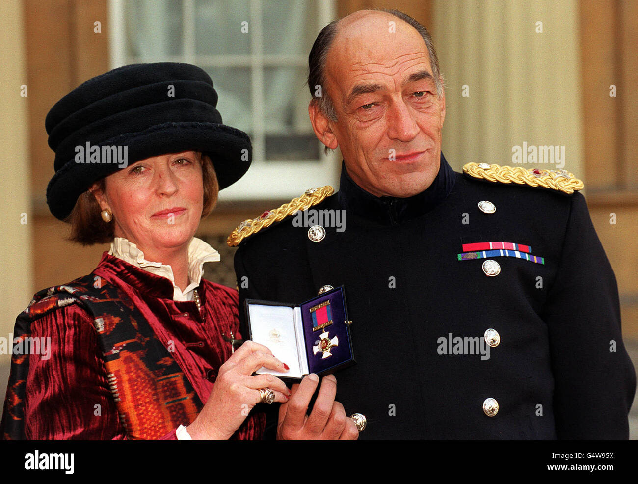 Lieutenant General Sir Michael Jackson with his wife Sarah, after ...