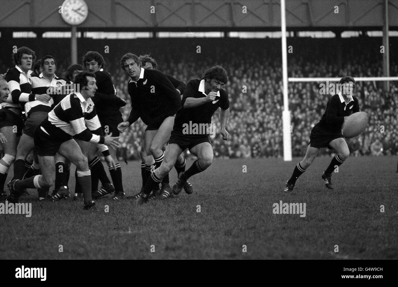 Gareth edwards rugby hi-res stock photography and images - Alamy