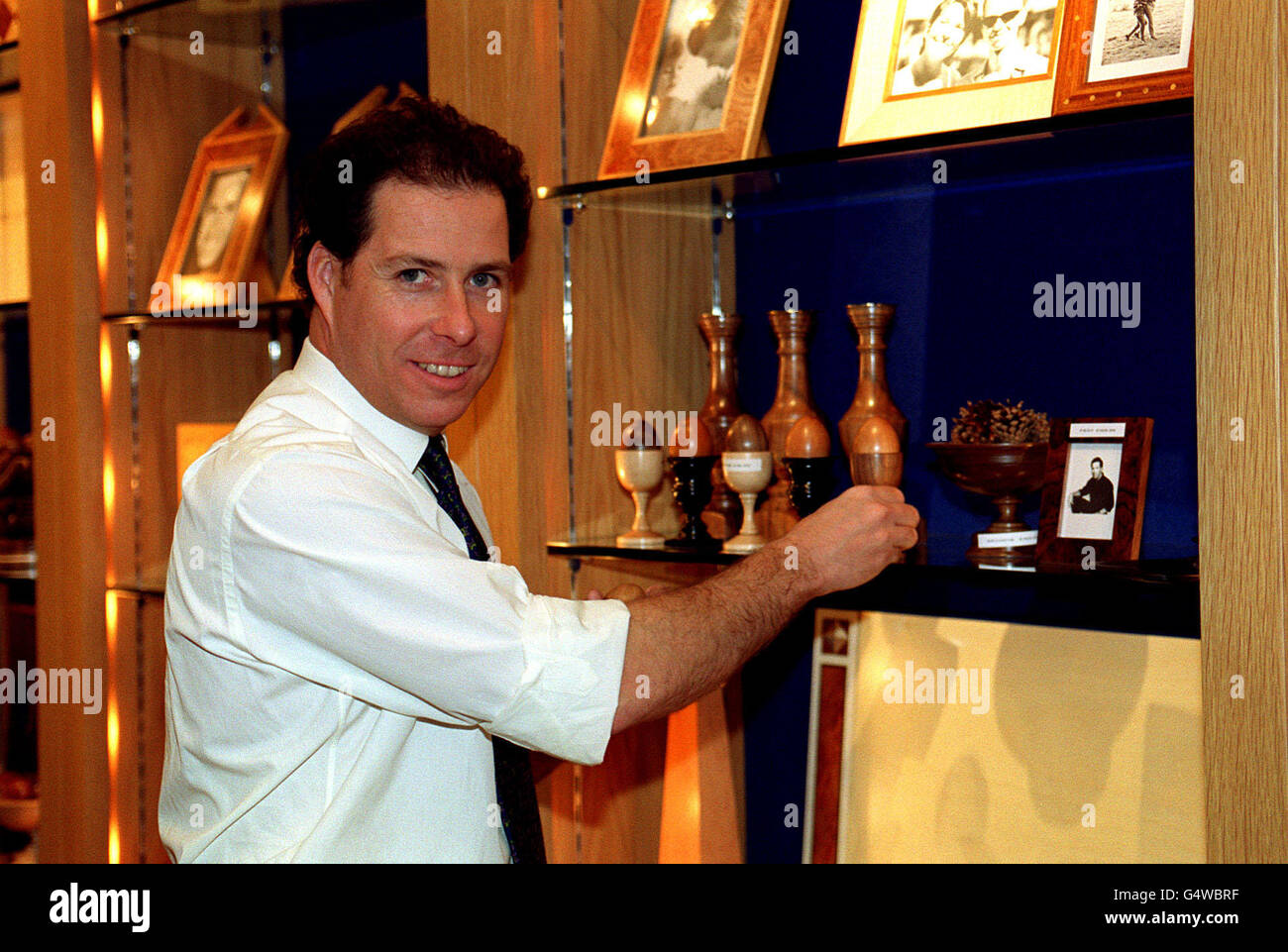 David linley furniture hi-res stock photography and images - Alamy