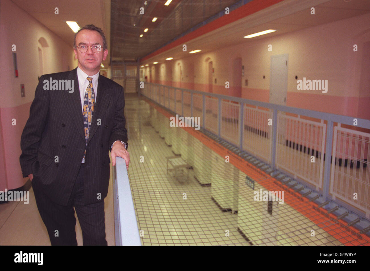 Interior of wandsworth prison hi-res stock photography and images - Alamy