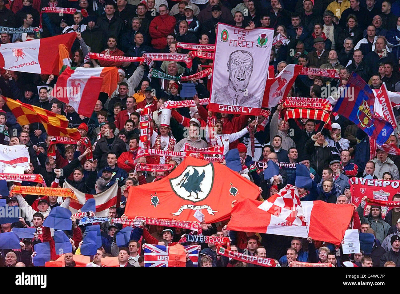 The Kop at Anfield celebrate 40 years since the arrival of Bill Shankly ...