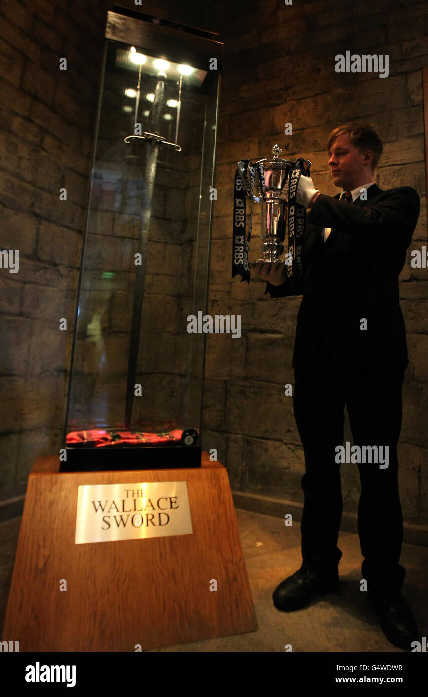 Group 4 security hi-res stock photography and images - Alamy