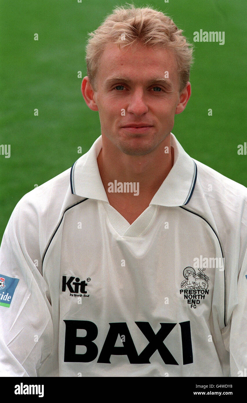 Preston fc lee cartwright hi-res stock photography and images - Alamy