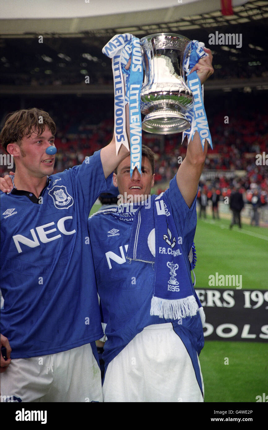 Paul rideout everton hi-res stock photography and images - Alamy