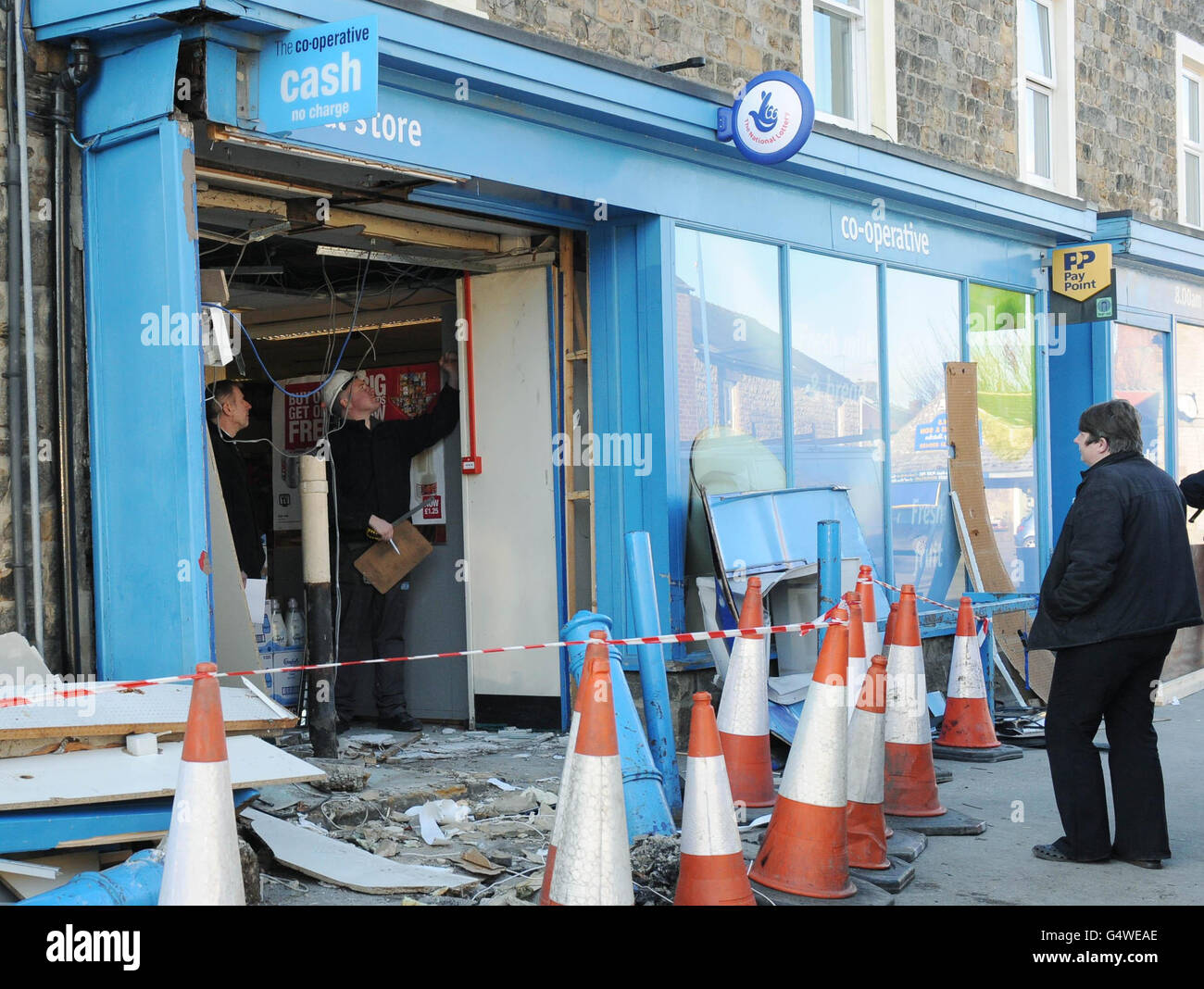Cashpoint in supermarket hi-res stock photography and images - Alamy