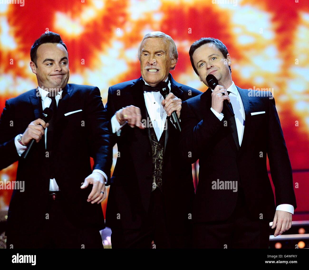 Anthony McPartlin and Declan Donnelly on stage with Bruce Forsyth ...