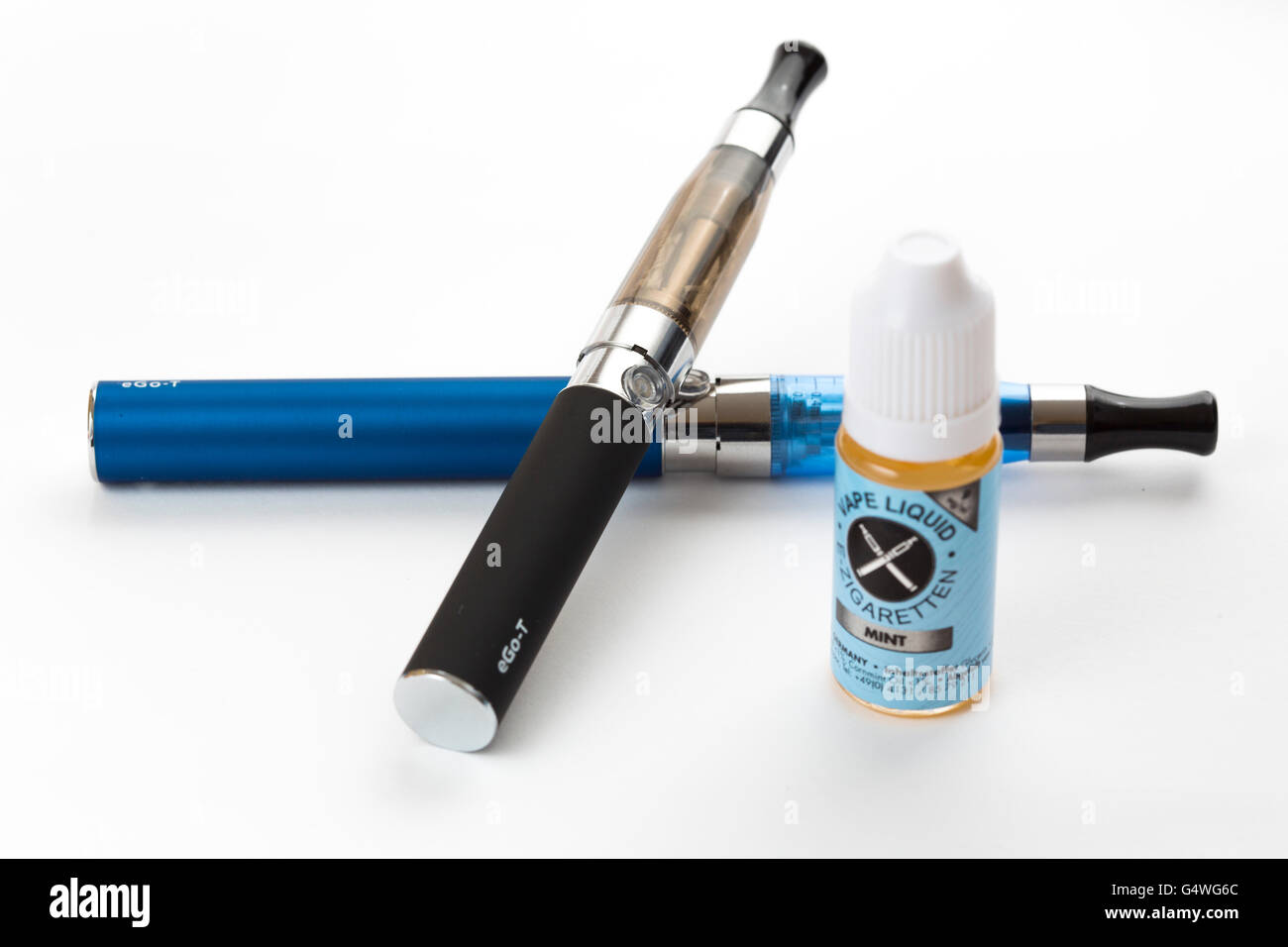 Inhale steam hi-res stock photography and images - Alamy