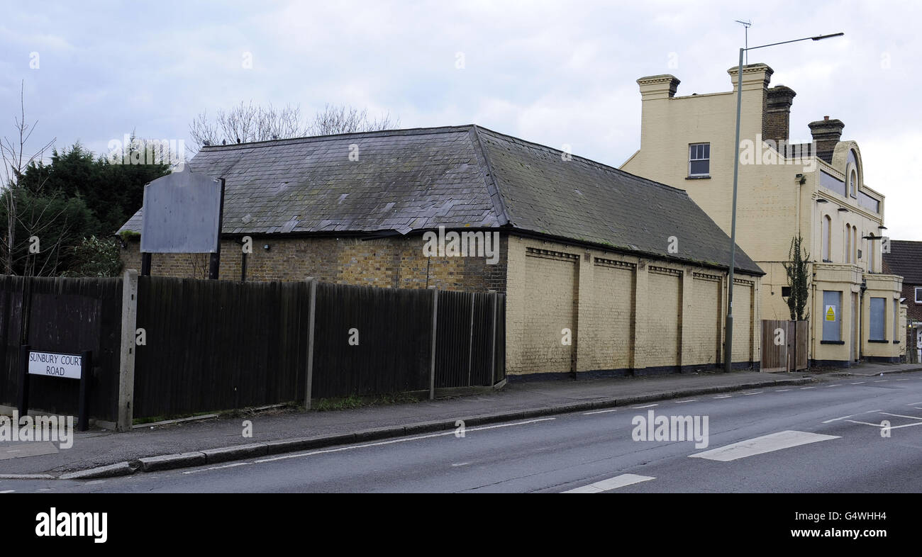 Boarded up following its closure hi-res stock photography and images ...