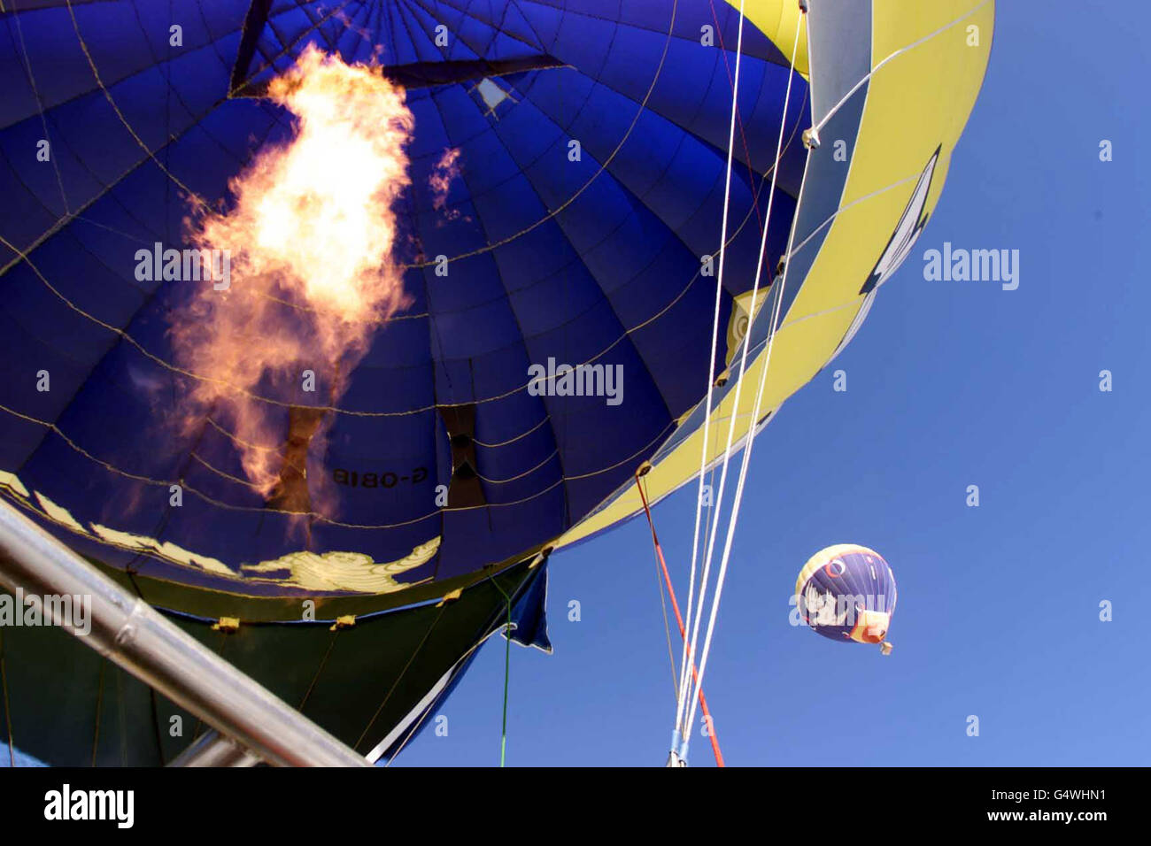 The Michelin team inflate their balloon in Chateau d'Oex for the 22nd ...