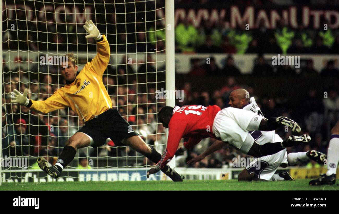Man U v Boro Yorke diving header Stock Photo - Alamy