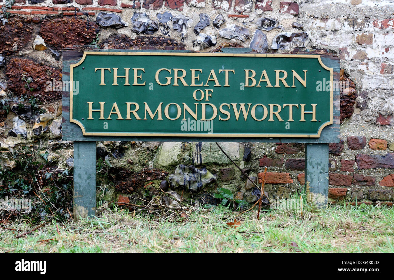 The great barn harmondsworth hi-res stock photography and images - Alamy