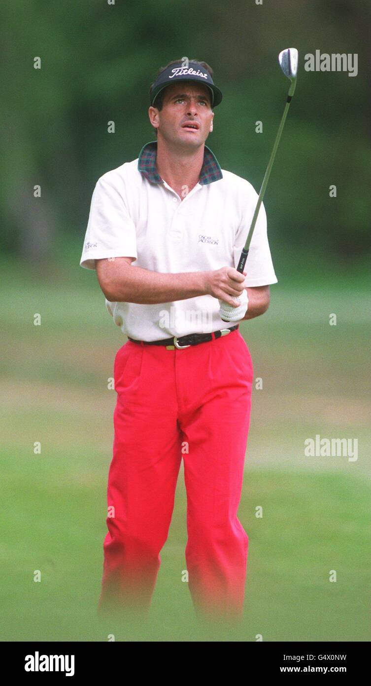 David feherty hi-res stock photography and images - Alamy