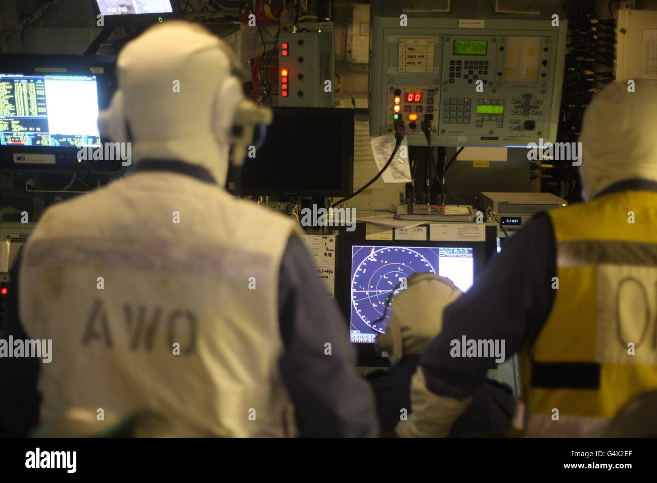 Royal Navy personnel practice in the operations room onboard HMS Ocean ...