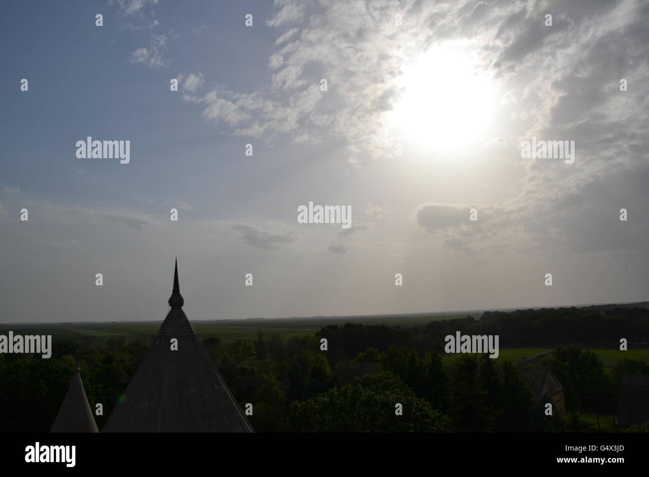 Artistic top hi-res stock photography and images - Alamy