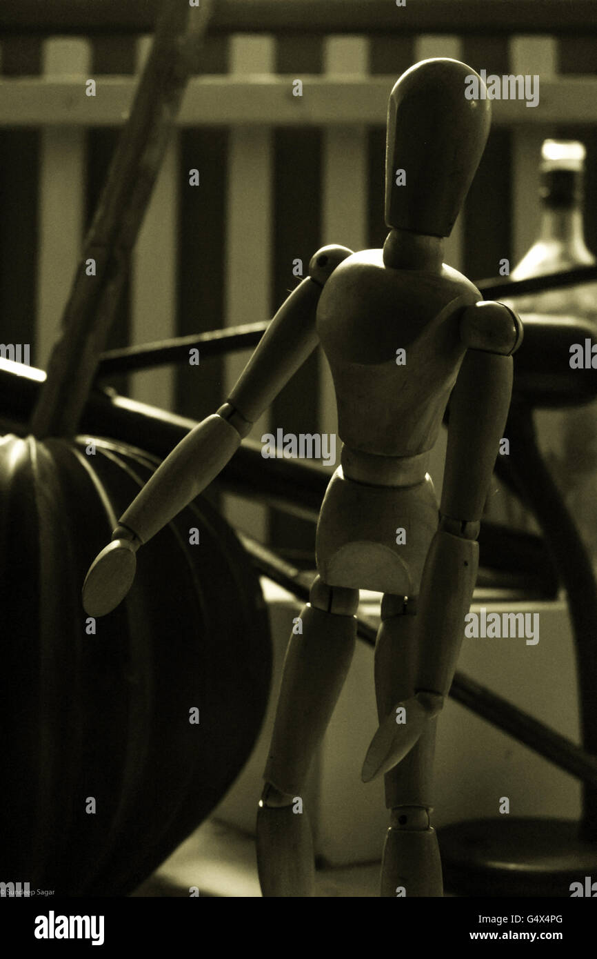 Black mannequin figure hi-res stock photography and images - Alamy