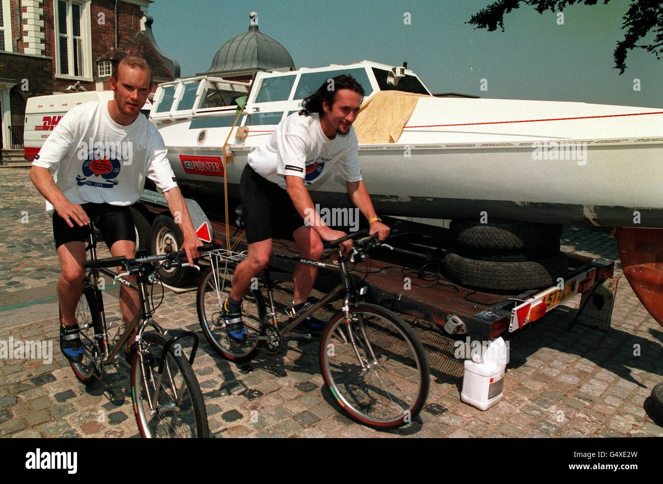 Jason lewis adventurer hi-res stock photography and images - Alamy