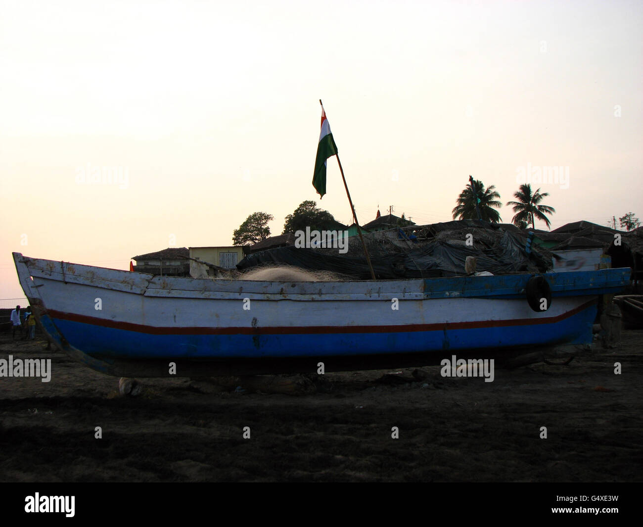 Marooned Fishing Boat Stock Photo - Alamy