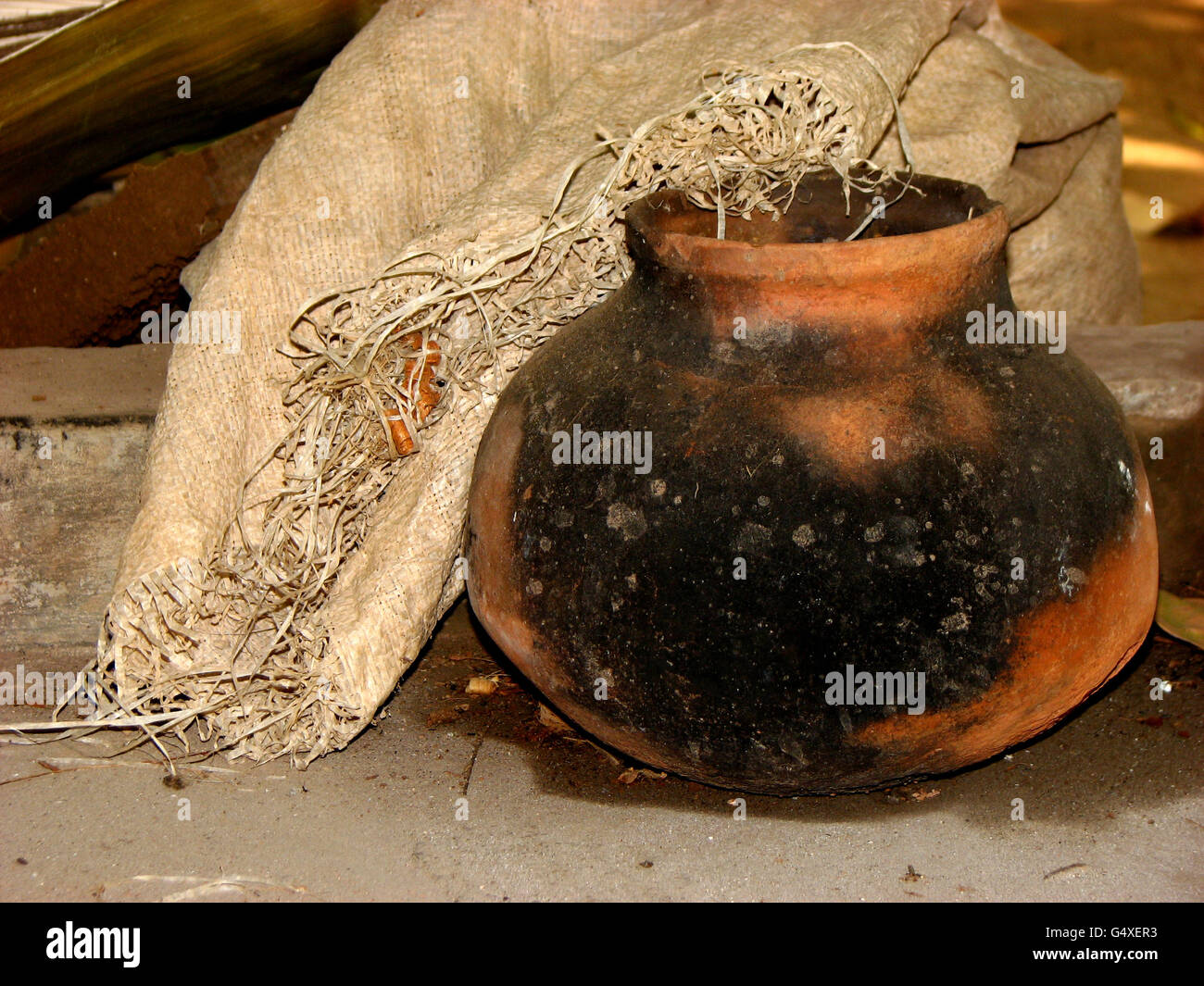 A cooking pot in an old house in an Indian village Stock Photo - Alamy