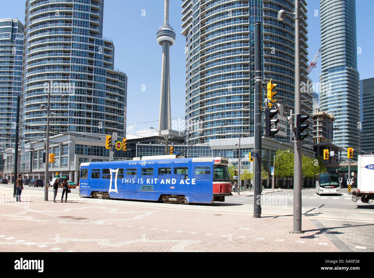 Downtown toronto streetcar hi-res stock photography and images - Alamy
