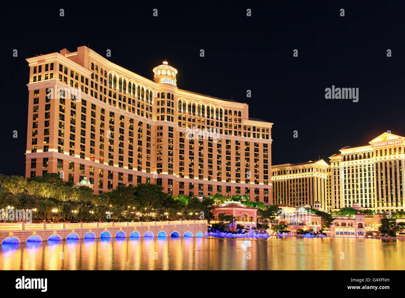 Bellagio pond hi-res stock photography and images - Alamy