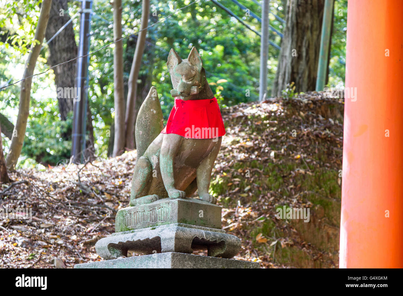 Fushimi inari taisha grand shrine hi-res stock photography and images ...