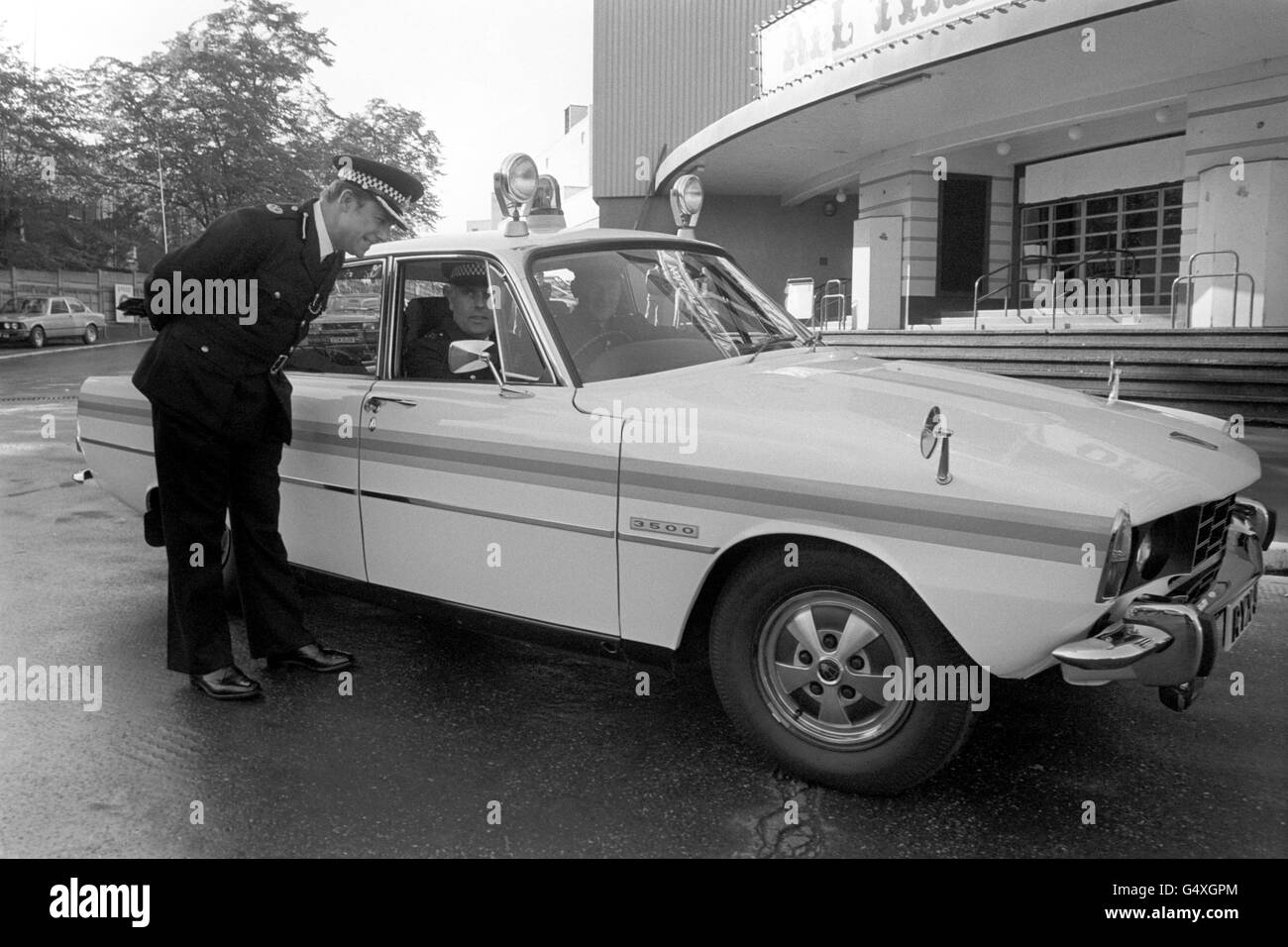 Commander brian fairbairn of scotland yards traffic division hi-res ...