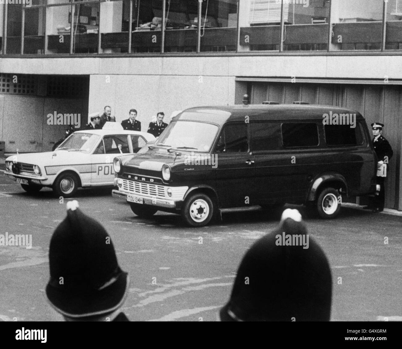 Prison Maria Vehicles Black