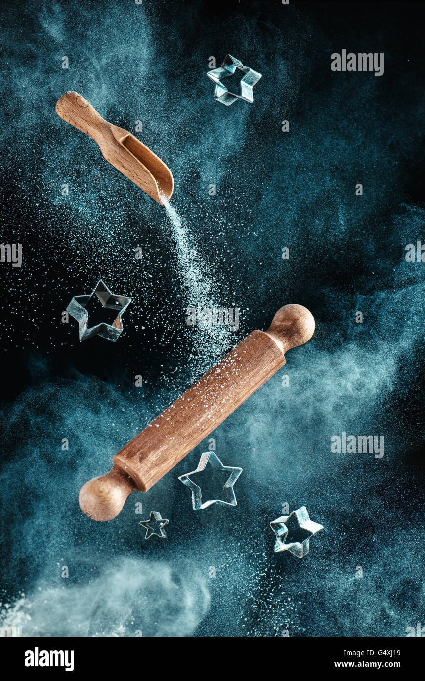 Baking flour mess hi-res stock photography and images - Alamy