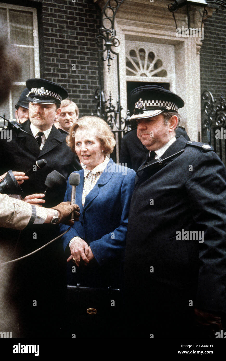 Consvervative leader Margaret Thatcher outside 10 Downing Street after ...
