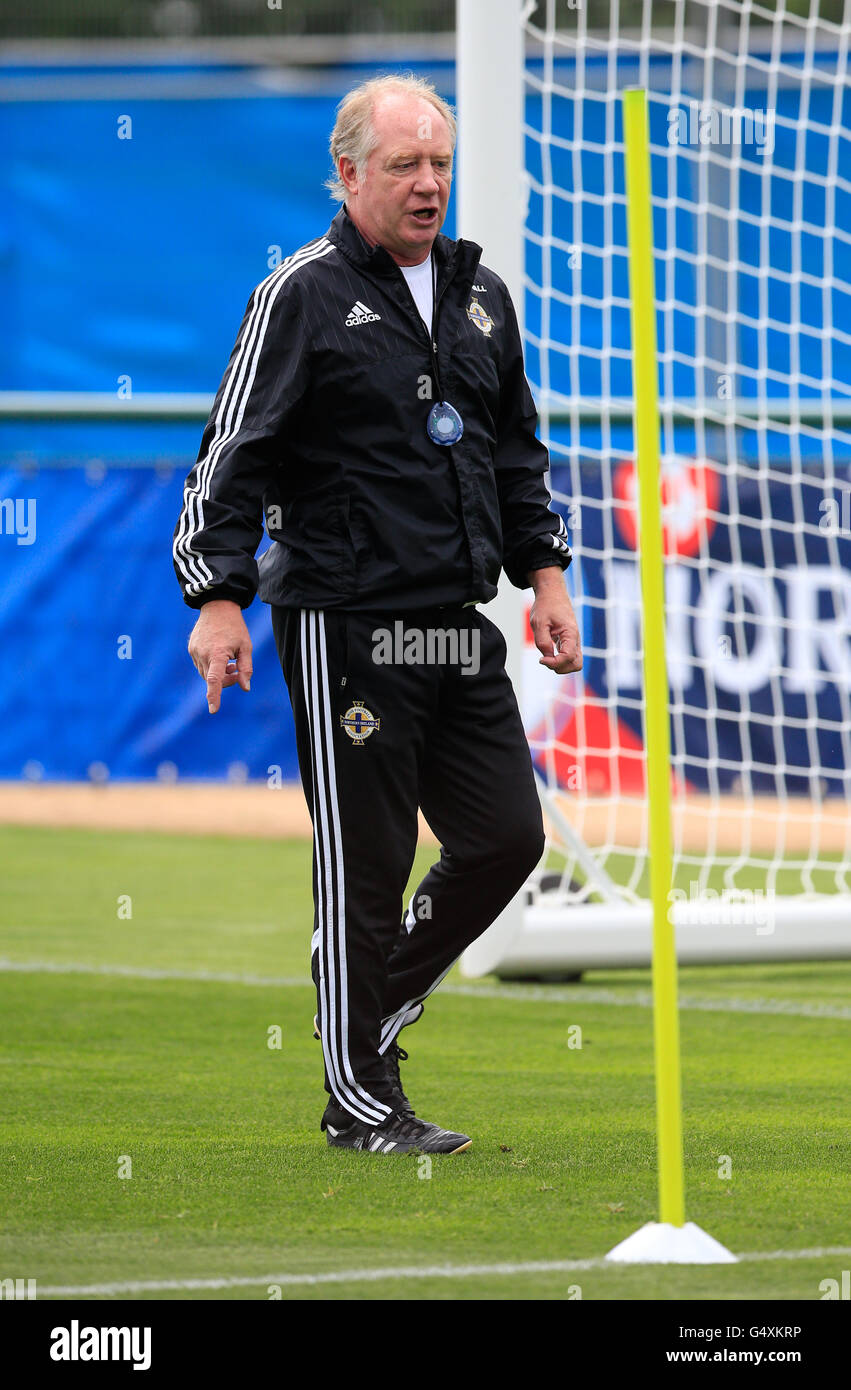 Jimmy nicholl football hi-res stock photography and images - Alamy