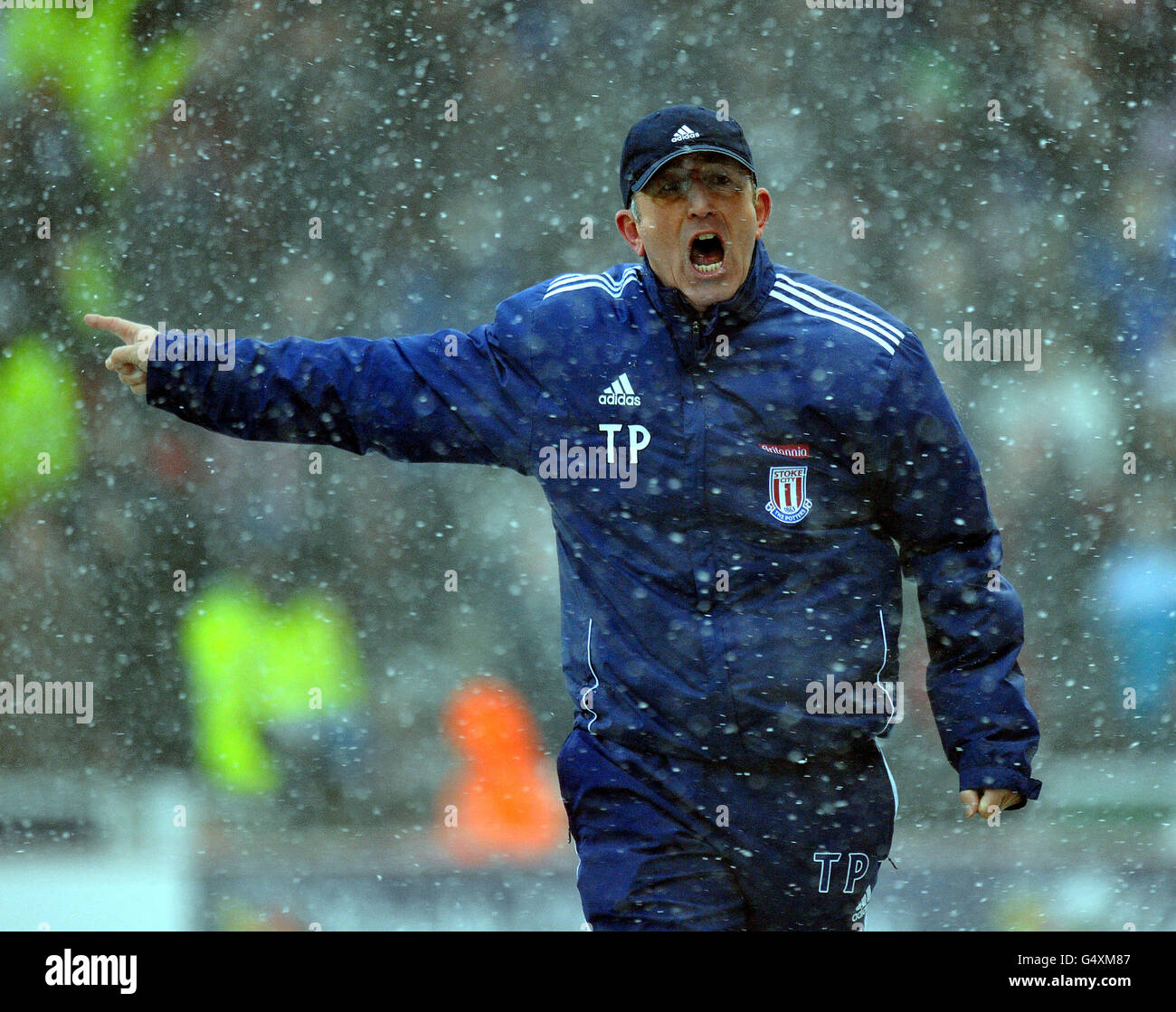 Stoke City's Manager Tony Pullis shows his dissapointment after Robert ...