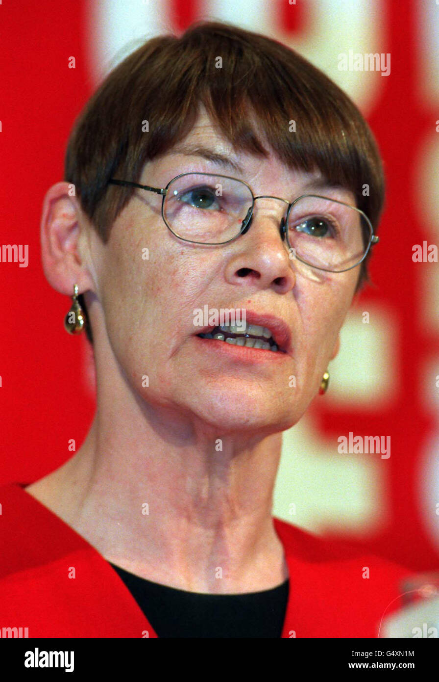 Labour MP Glenda Jackson speaking at the Labour Press conference at the ...