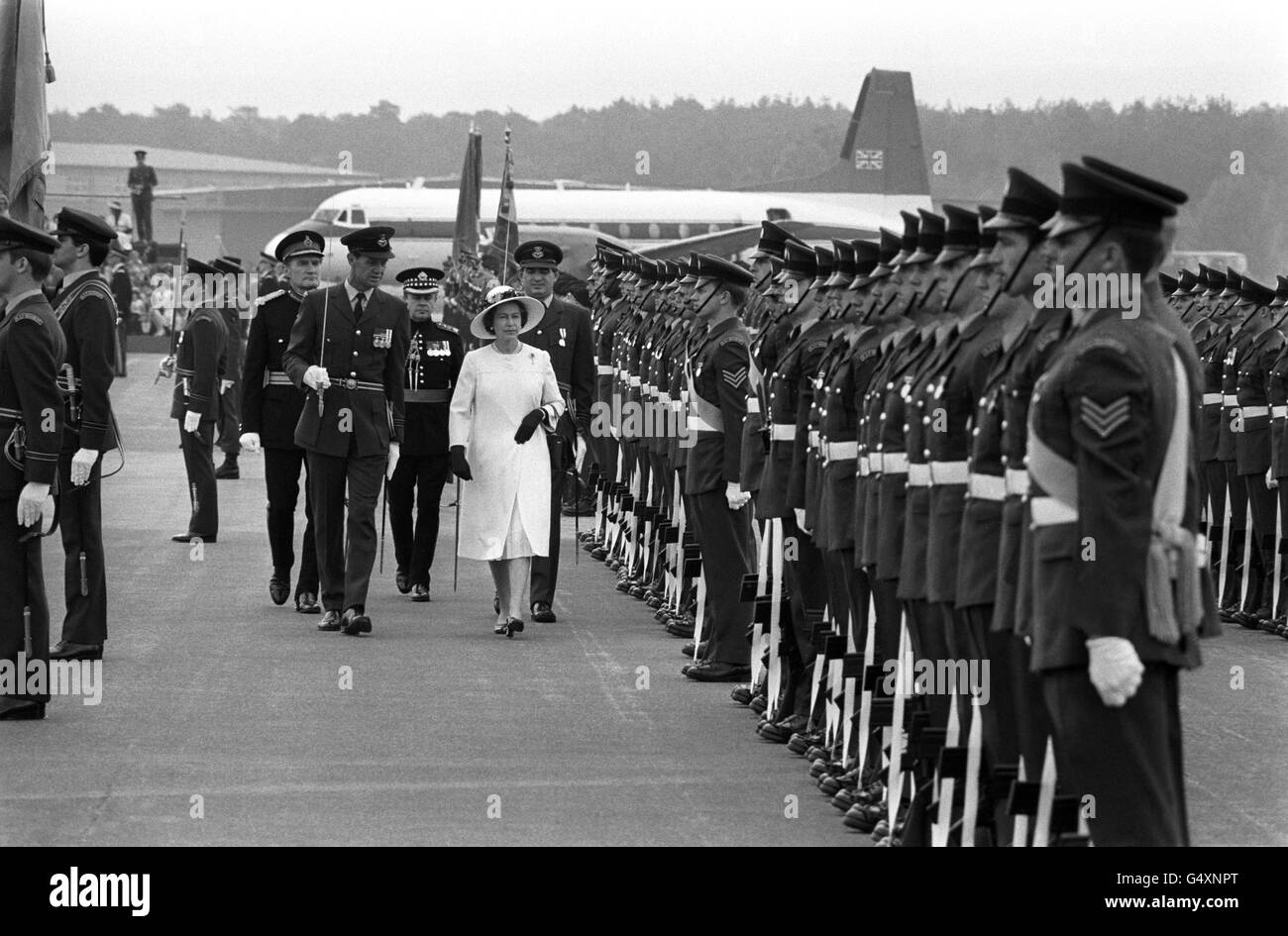 Royalty - Queen Elizabeth II State Visit to West Germany Stock Photo ...