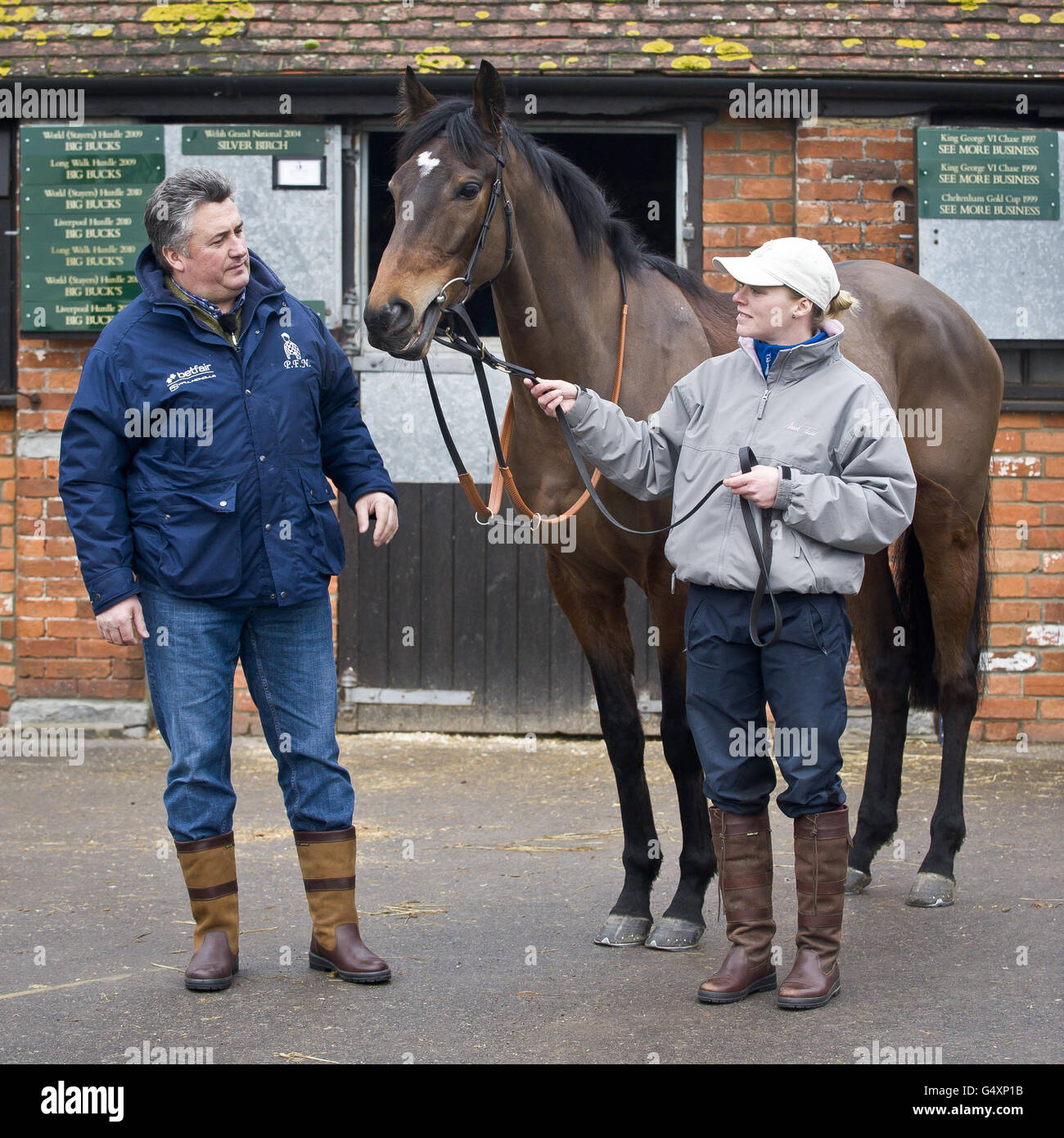 Zarkandar visit to manor farm stables hi-res stock photography and ...