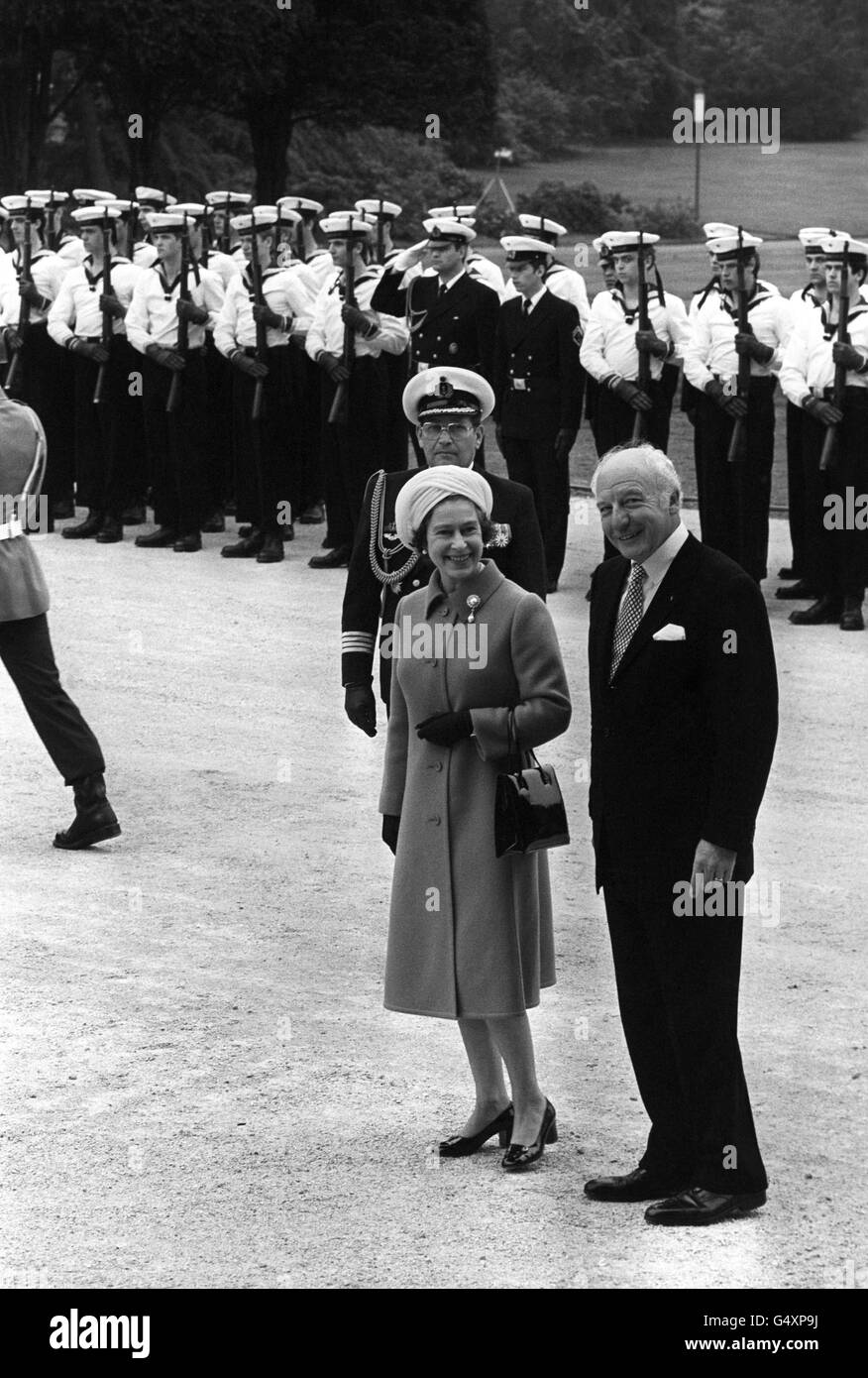 Royalty - Queen Elizabeth II State Visit to West Germany Stock Photo ...