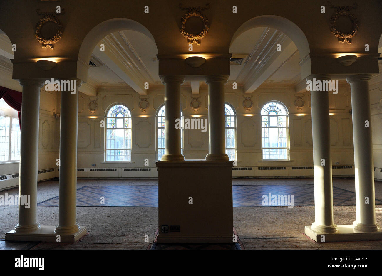 Original harry ramsdens fish chip hi-res stock photography and images ...