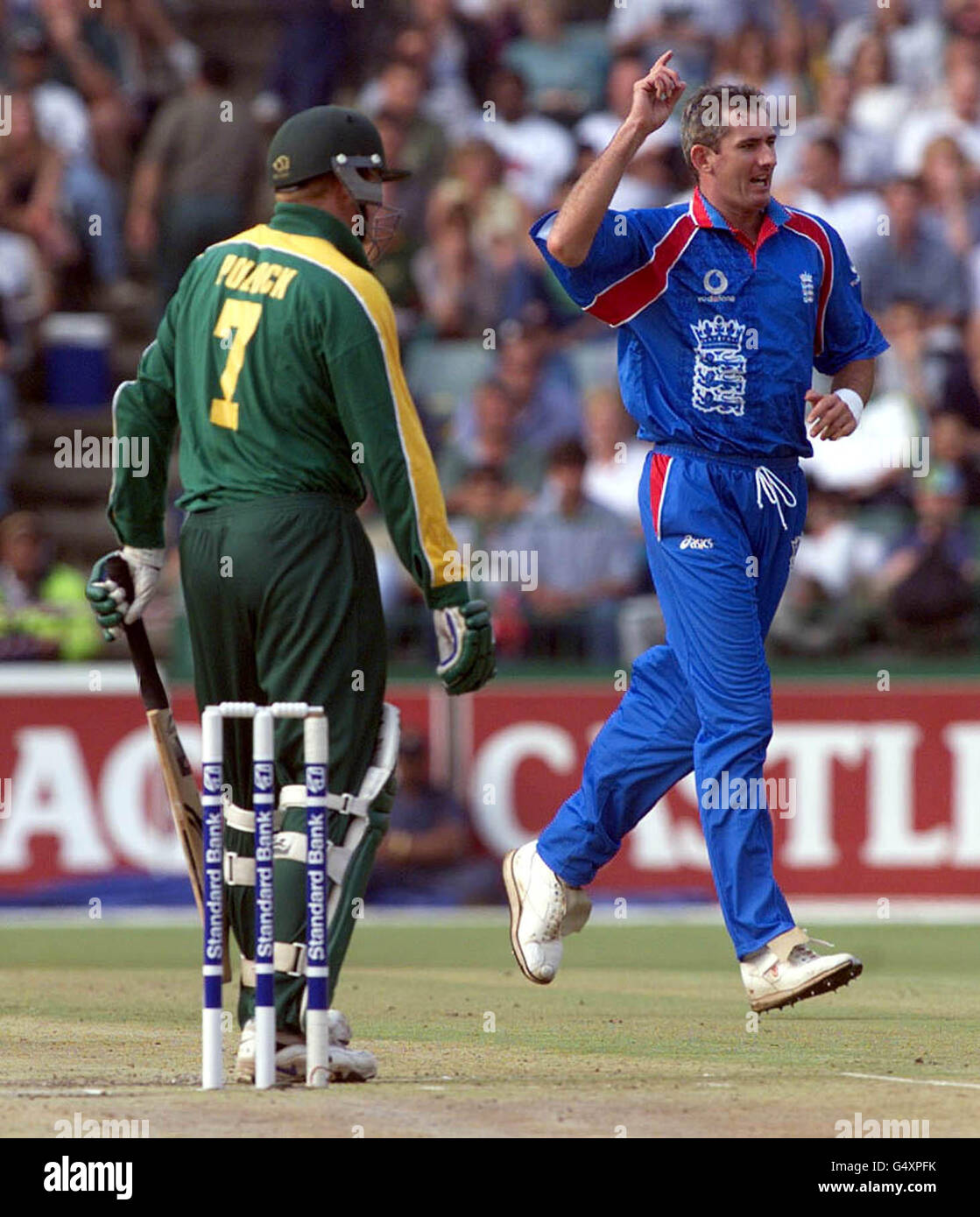 Sport cricket andrew caddick hi-res stock photography and images - Alamy