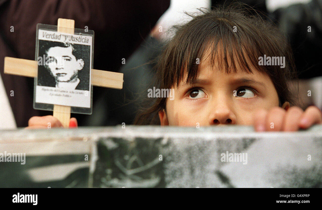 Protest pinochet hi-res stock photography and images - Alamy
