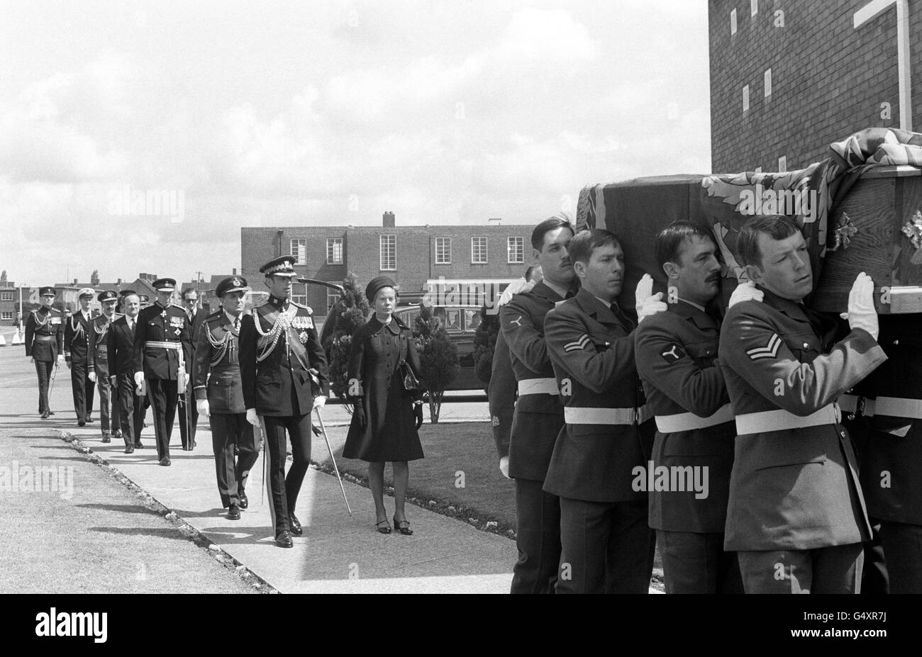 Royalty - Duke of Windsor Death - RAF Benson Stock Photo - Alamy