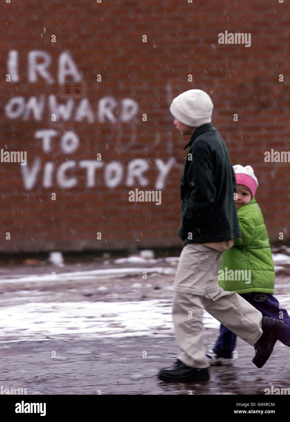 Belfast IRA Graffiti Stock Photo - Alamy