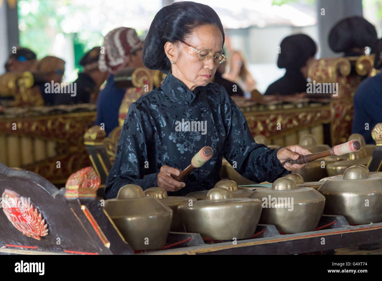 Old woman in java hi-res stock photography and images - Alamy