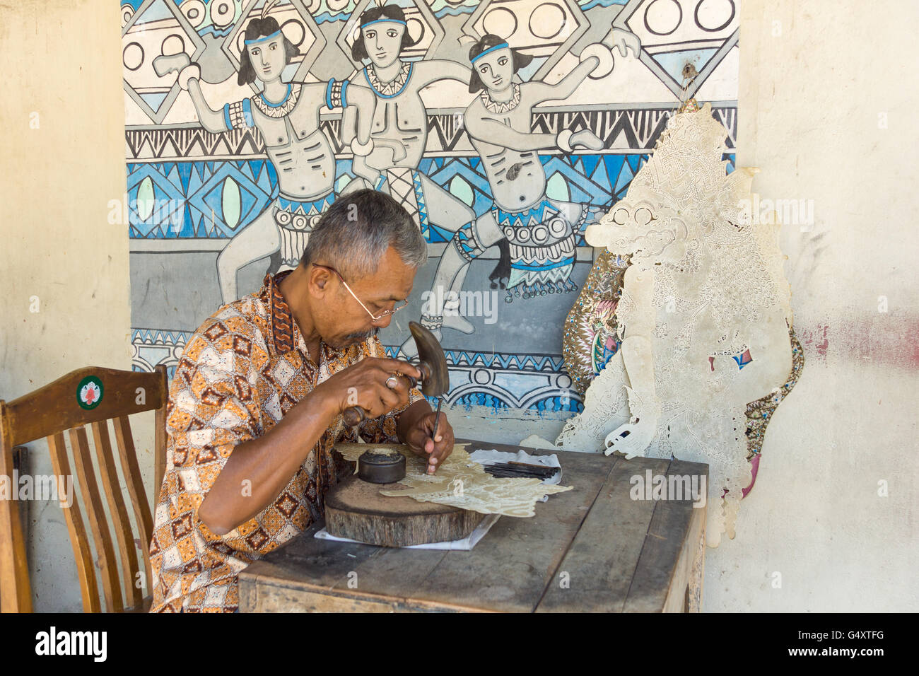 Batik indonesia pattern hi-res stock photography and images - Alamy