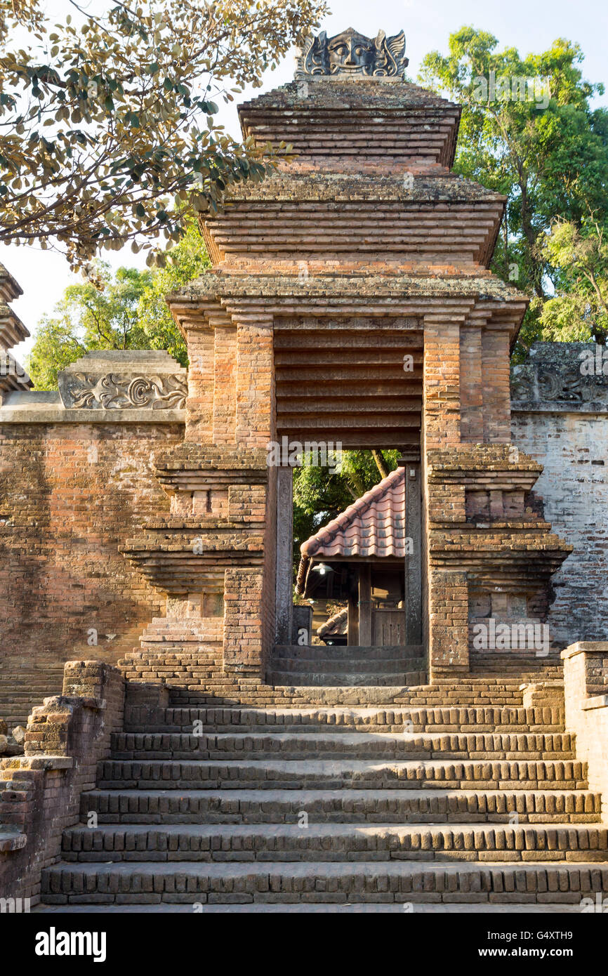 Indonesia, Java, Yogyakarta, entrance to a bathing establishment in ...