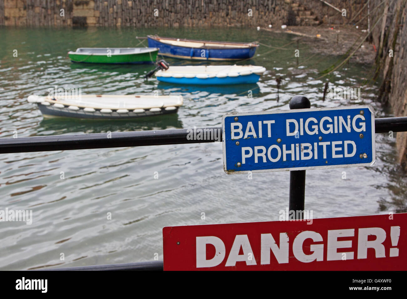 Prohibitory signs hi-res stock photography and images - Alamy