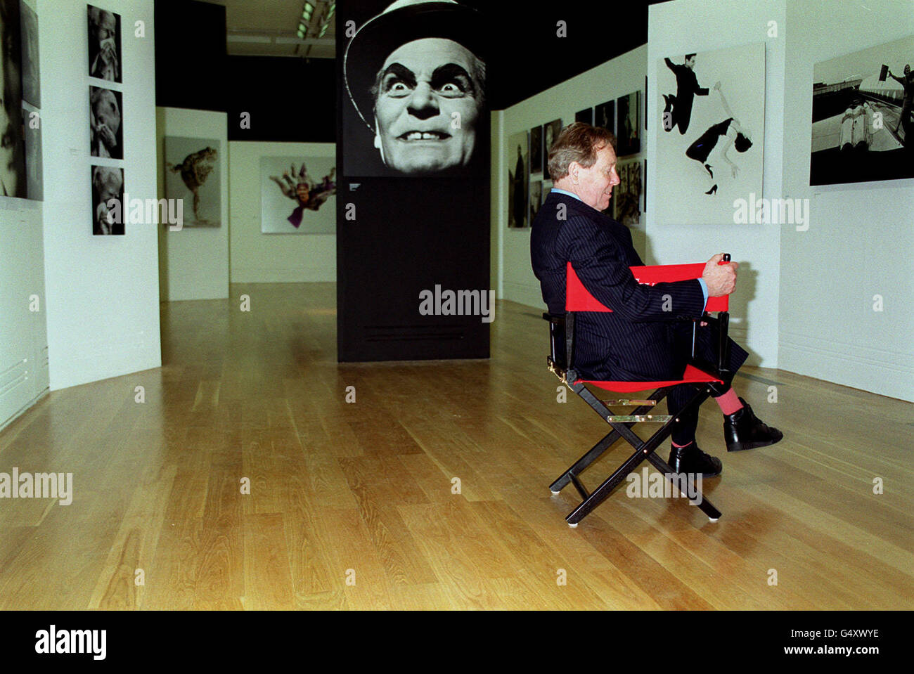 Lord snowdon sitting amongst work photographs by snowdon hi-res stock ...