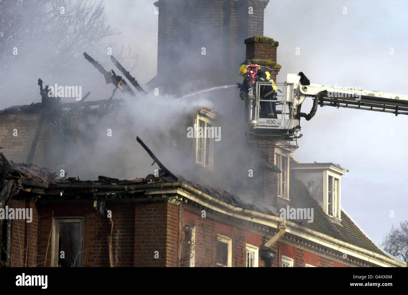 Tangley house fire hi-res stock photography and images - Alamy
